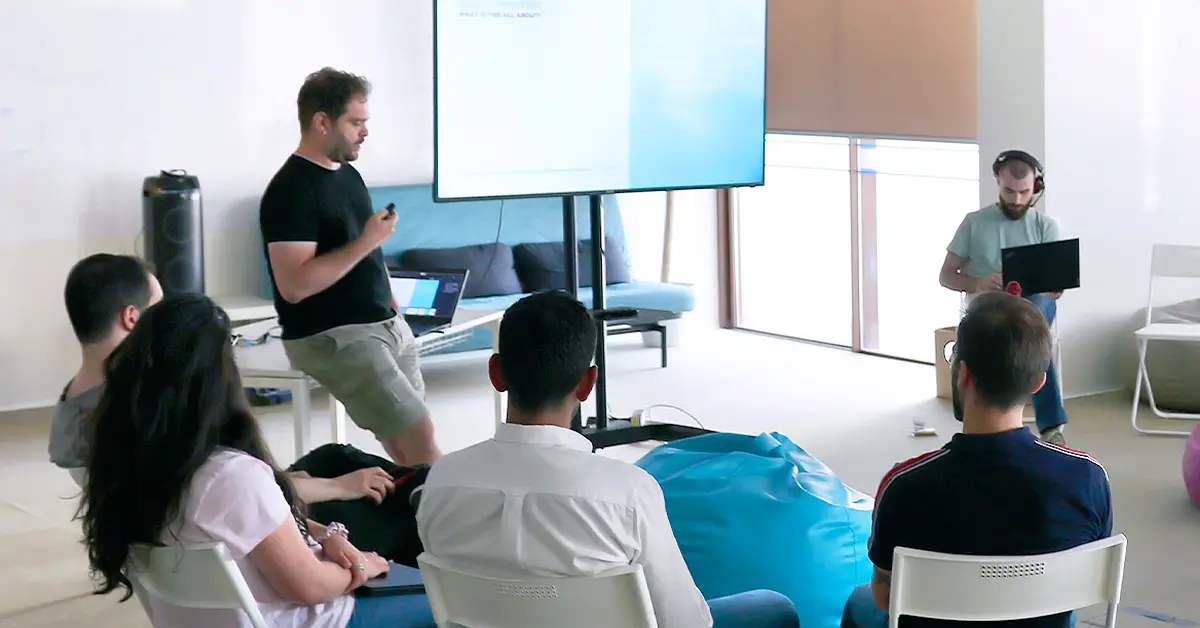 DEV CLUB chega à FABAMAQ para entusiastas de programação | Fabamaq ...